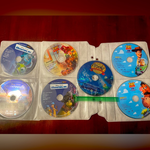 Media | Bundle 1 Disney Dvds Movies Pixar Wb Incredible Toy Story Pooh ...